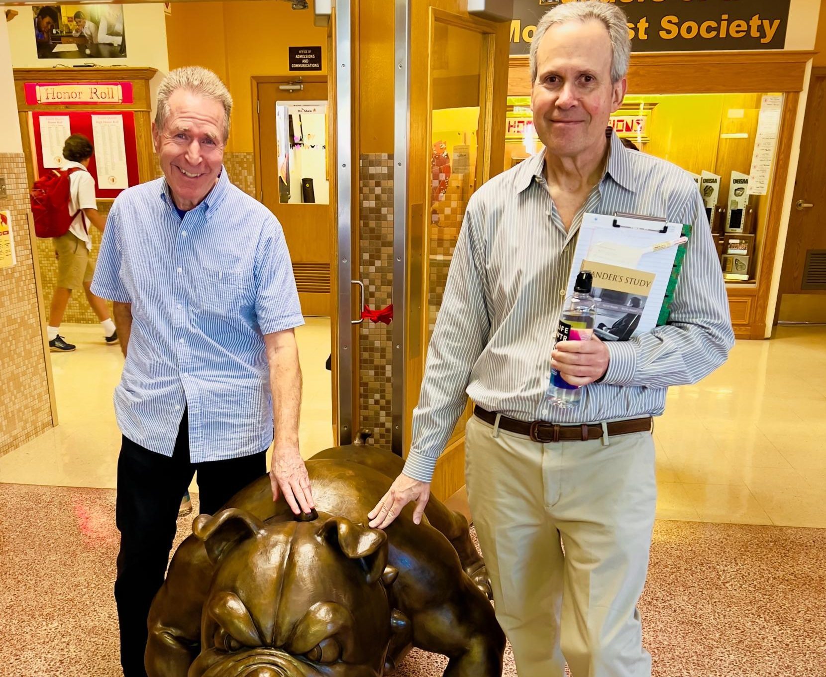 Veteran journalists visit Judge – Bulldog Press